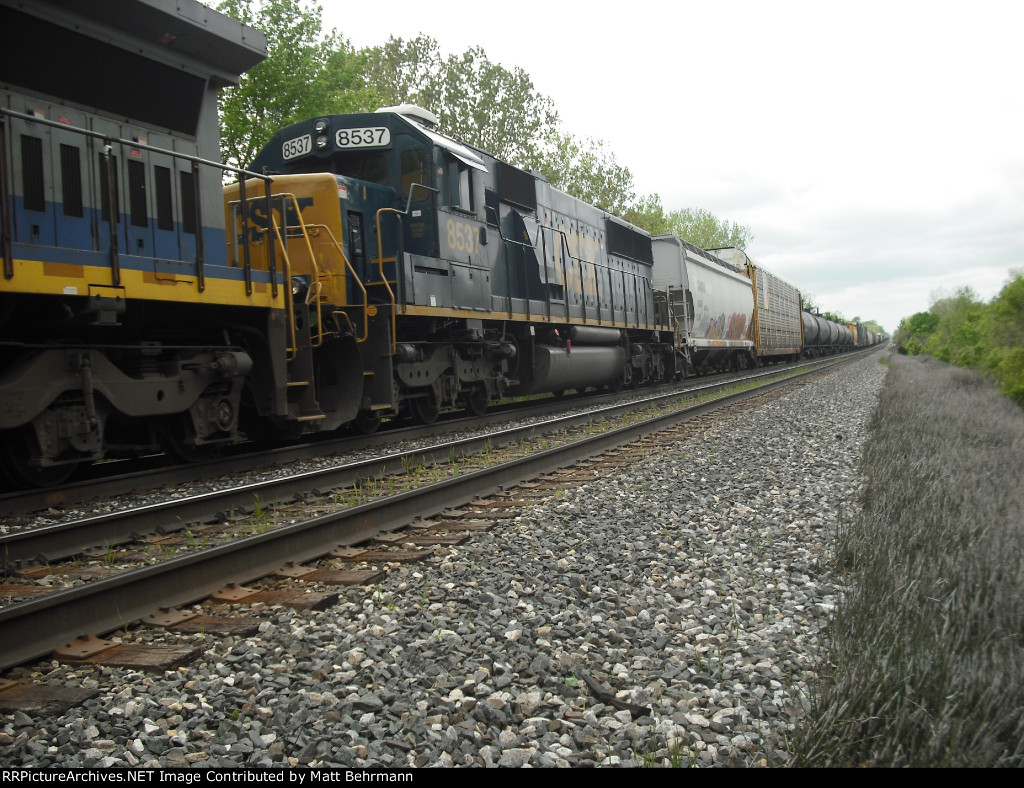 CSX 8537
